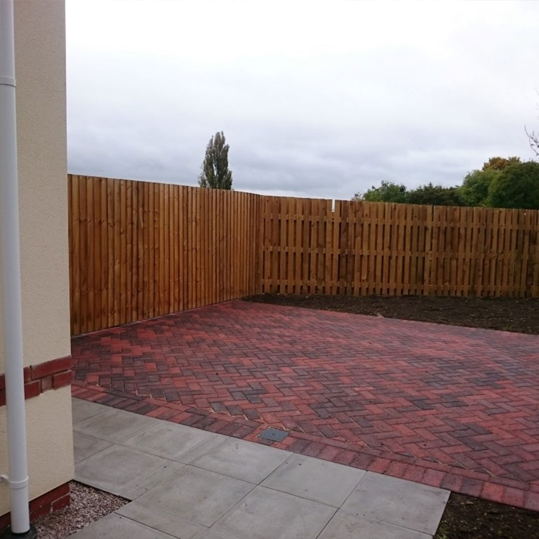 Fencing, Paths & Landscaping - SA Roberts Groundwork Contractors